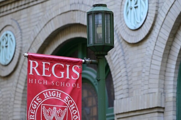 Regis High School - Retreats